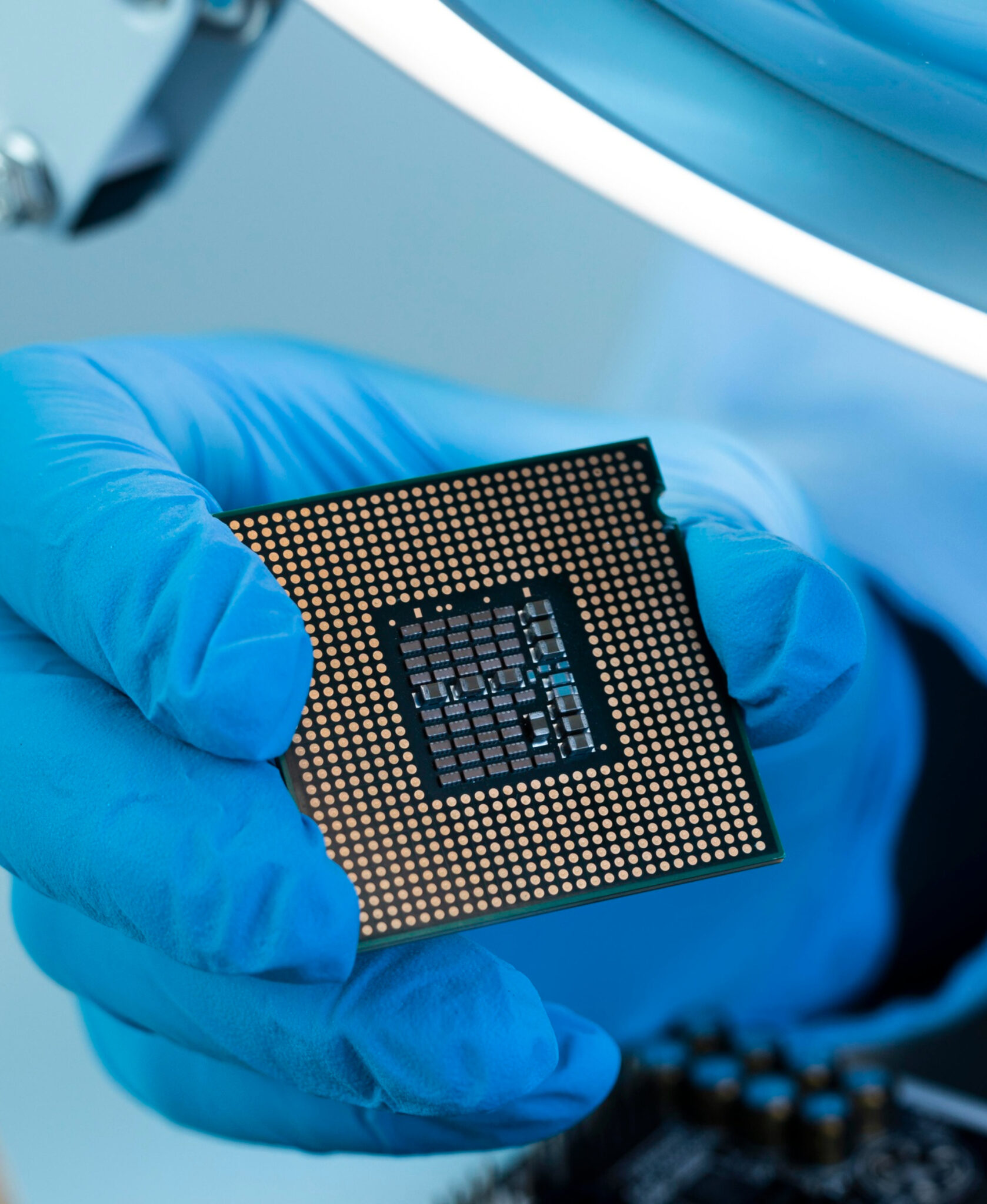 PVDF Pumps for Semiconductor Applications - Leak-Free - Alfa Pump